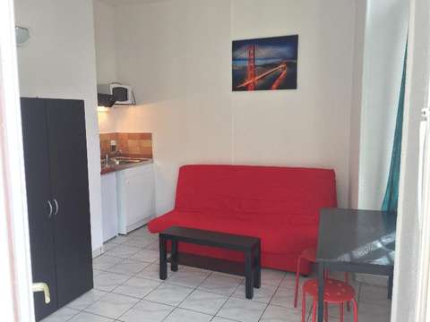 Location Appartement Studio à Bordeaux (33000) : à louer Studio / 20m² ...