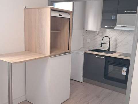 Location Appartement T1 à Cahors (46000) : à louer T1 / 26m² Cahors