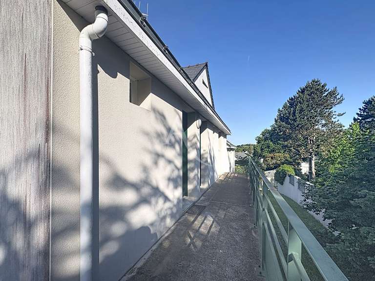 Location Appartement T1 à Carquefou (44470) : à louer T1 / 18m² Carquefou