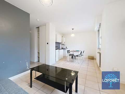 Location Appartement Studio Meublé à La Roche-sur-Yon (85000) : à louer ...