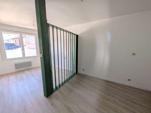 Location Appartement T1 à Rezé (44400) : à louer T1 / 26m² Rezé