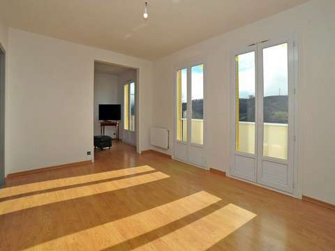 Location Appartement 3 pièces à Saint-Flour (15100) : à louer 3 pièces ...