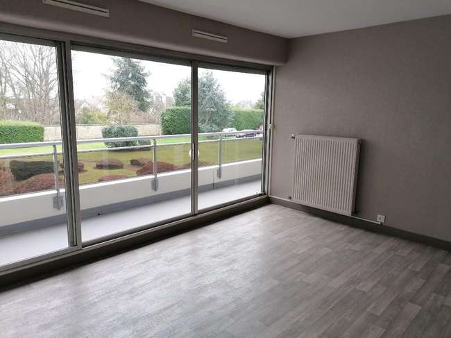 Location Divers à Caen (14000) : à louer / 68m² Caen