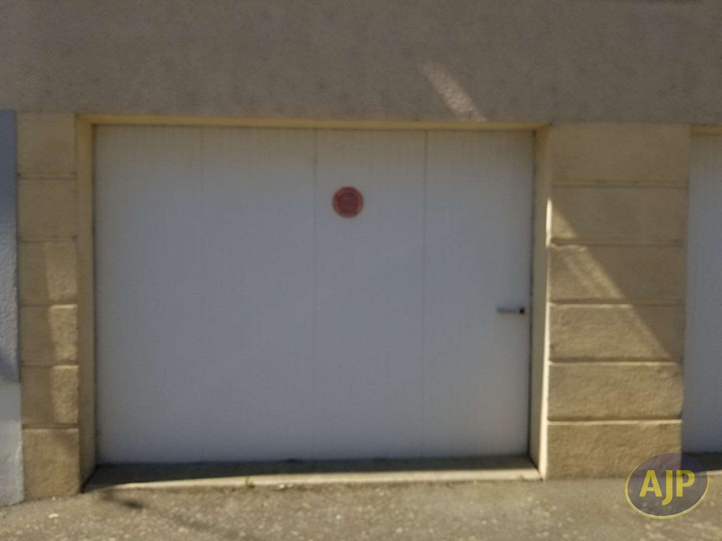 Location Garage box et parking à Cholet (49300) : à louer / 14m² Cholet