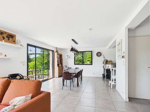 Location Maison Meublé à Pont-de-Buis-lès-Quimerch (29590) : à louer ...