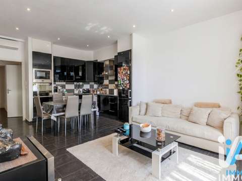 Vente Appartement 4 pièces à Nice (06000) : à vendre 4 pièces / 63m² Nice