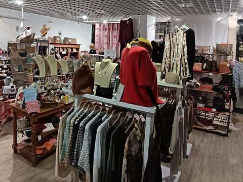 Vente Divers à Vedène (84270) : à vendre / 95m² Vedène