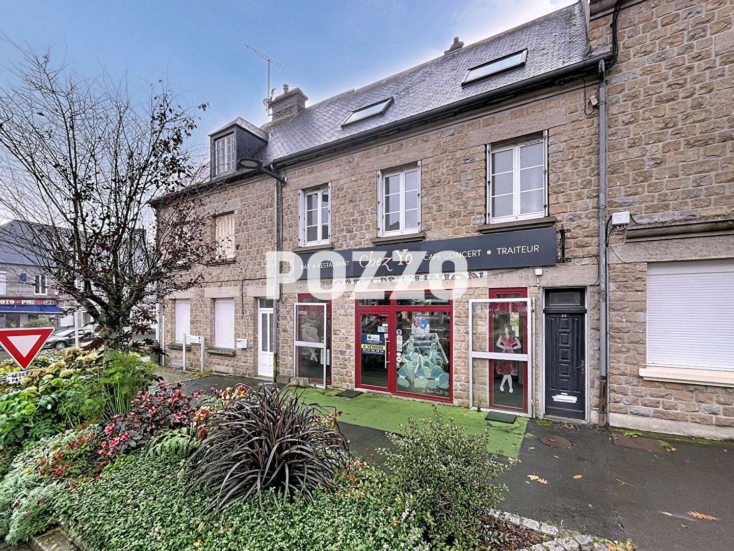 Vente Immeuble à Sourdeval (50150) : à vendre / 122m² Sourdeval
