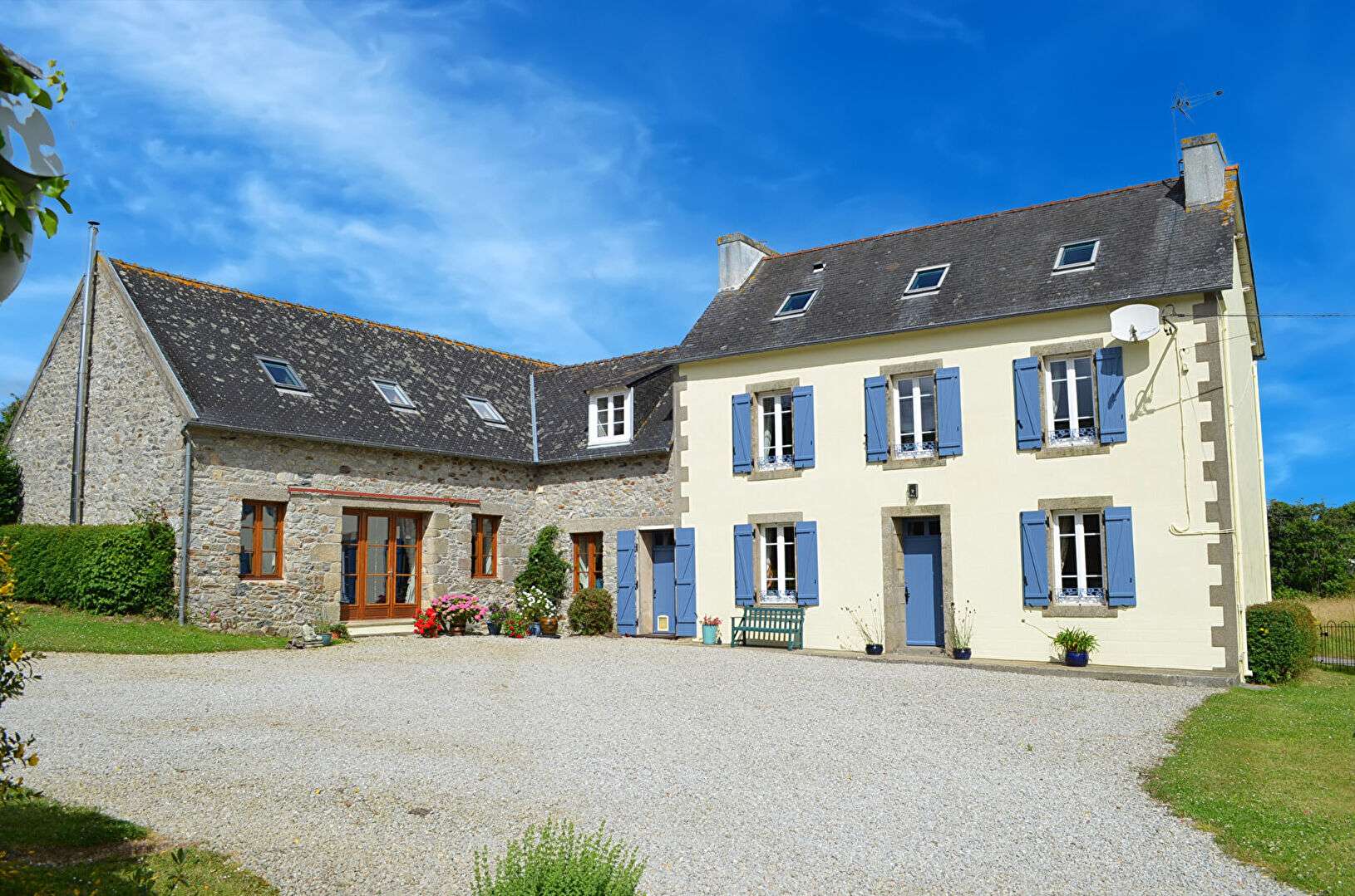 Corps De Ferme A Vendre