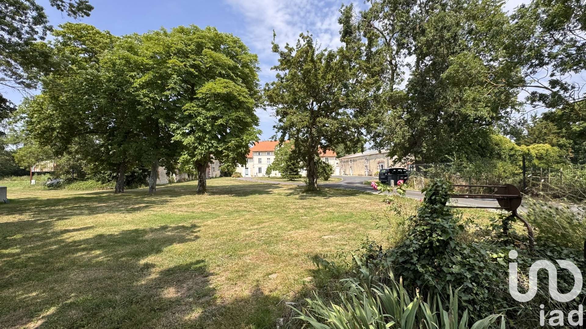 Vente Maison Piscine à Anais (17540) : à vendre Piscine / 590m² Anais