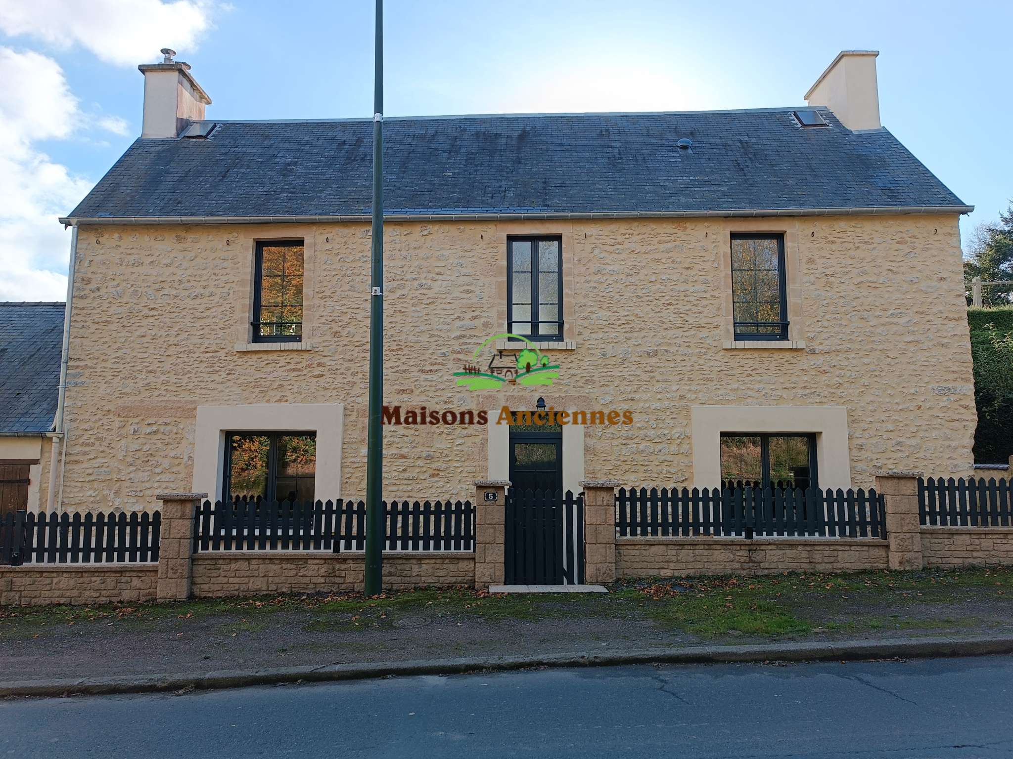 Sitemapcdatahttpsshopinf Inetcomla Maison B Bayeux