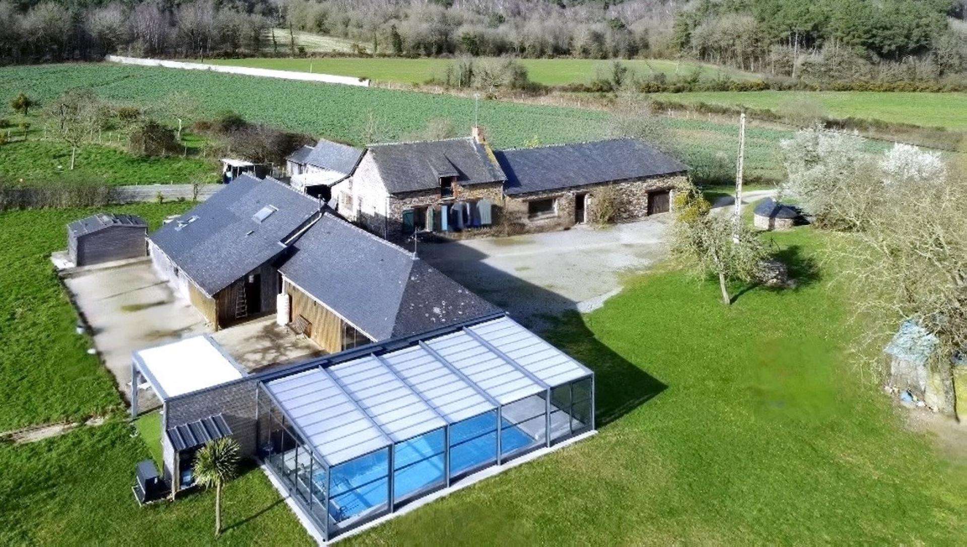 Vente Maison Piscine à Bovel (35330) : à vendre Piscine / 324m² Bovel