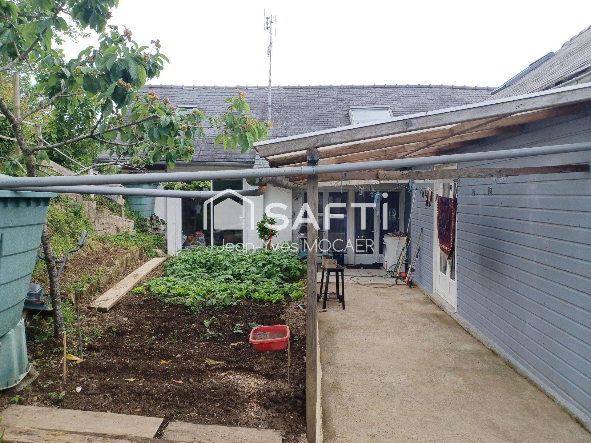 Vente Maison à Pont-de-Buis-lès-Quimerch (29590) : à vendre / 90m² Pont ...