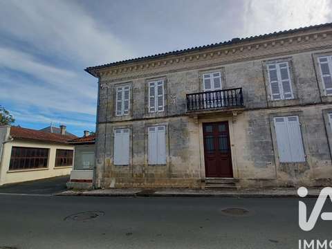 Vente Maison à Saint-Bonnet-sur-Gironde (17150) : à vendre / 311m² ...