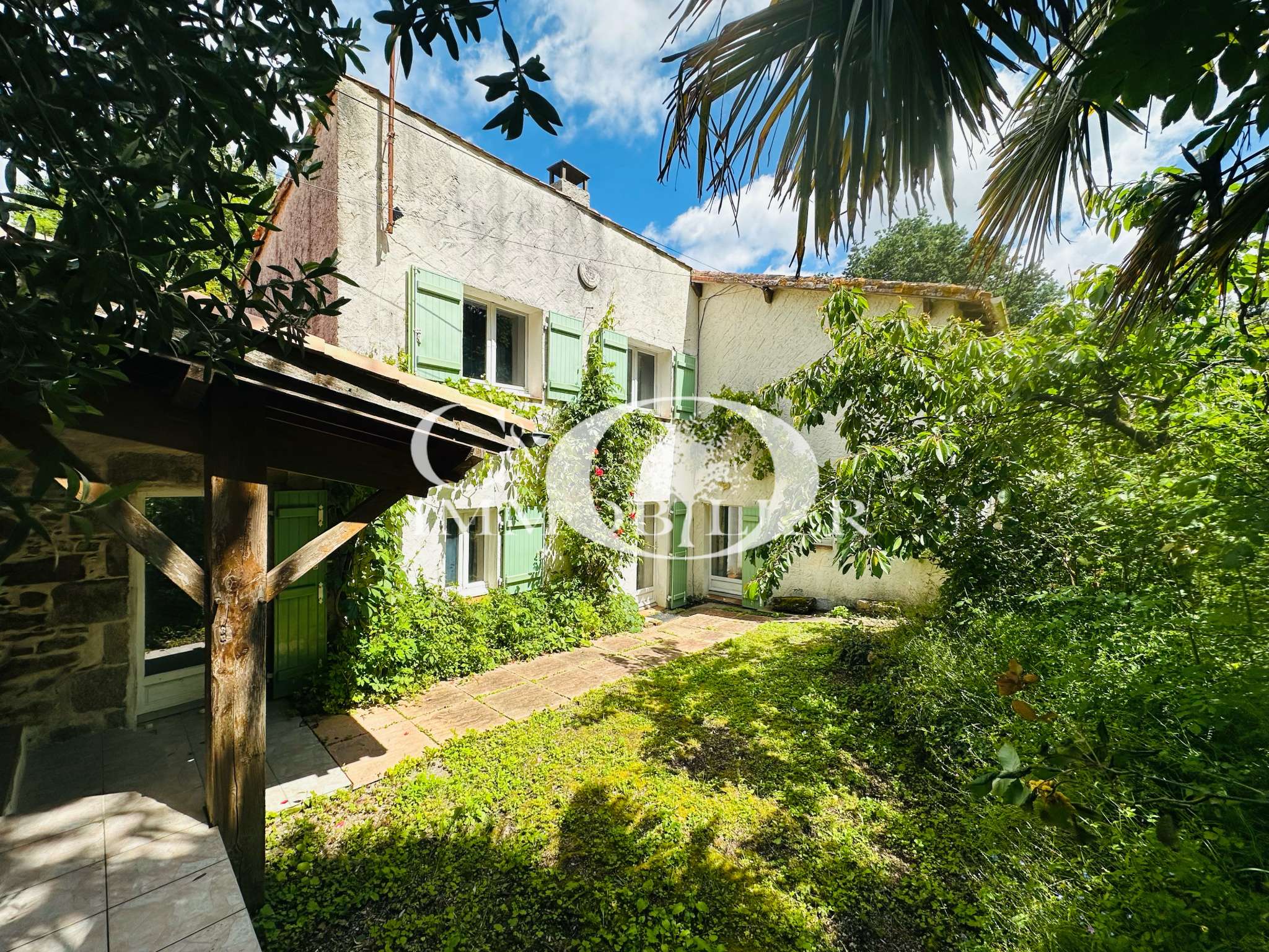 Vente Maison à Saint-Étienne-du-Bois (85670) : à vendre / 153m² Saint ...