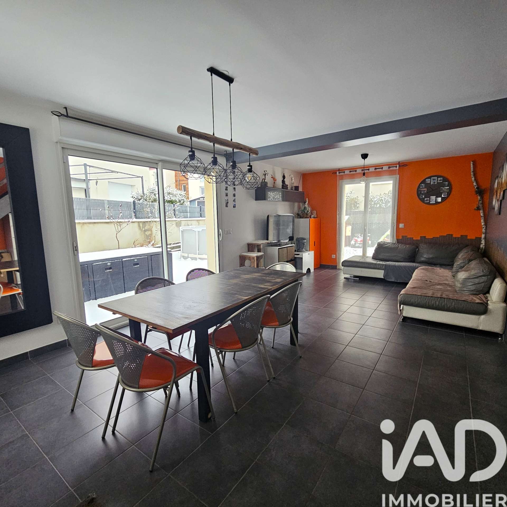 Vente Maison Piscine à Saint-Genest-Lerpt (42530) : à vendre Piscine ...