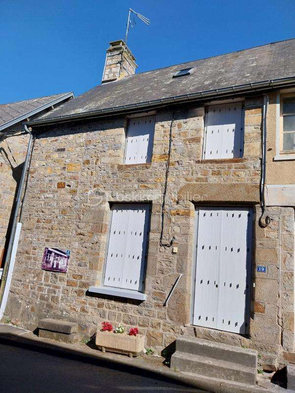 Vente Maison à Saint-Georges-de-Rouelley (50720) : à vendre / 58m² ...