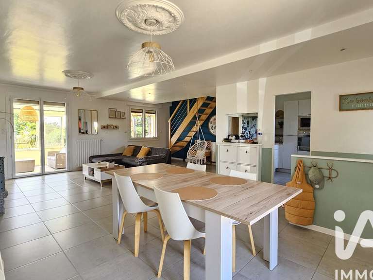 Vente Maison à Saint-Médard-sur-Ille (35250) : à vendre / 131m² Saint ...