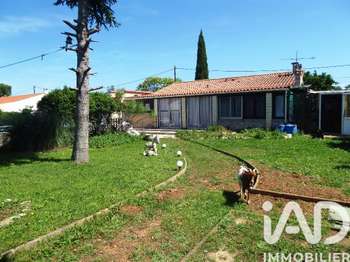 Vente Maison Piscine à Saint-Nazaire-d'Aude (11120) : à vendre Piscine ...