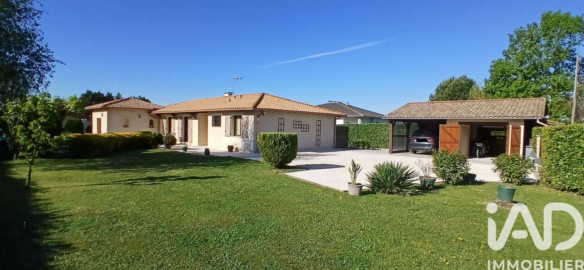 Vente Maison Piscine à Targon (33760) : à vendre Piscine / 176m² Targon