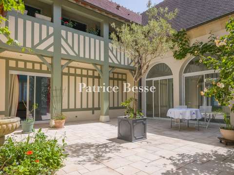 Vente Maison Piscine à Trouville-sur-Mer (14360) : à vendre Piscine ...