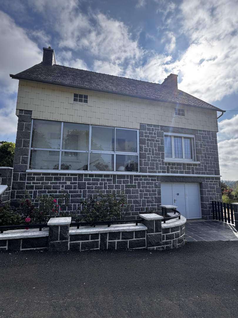 Vente Maison à Uzel (22460) : à vendre / 123m² Uzel