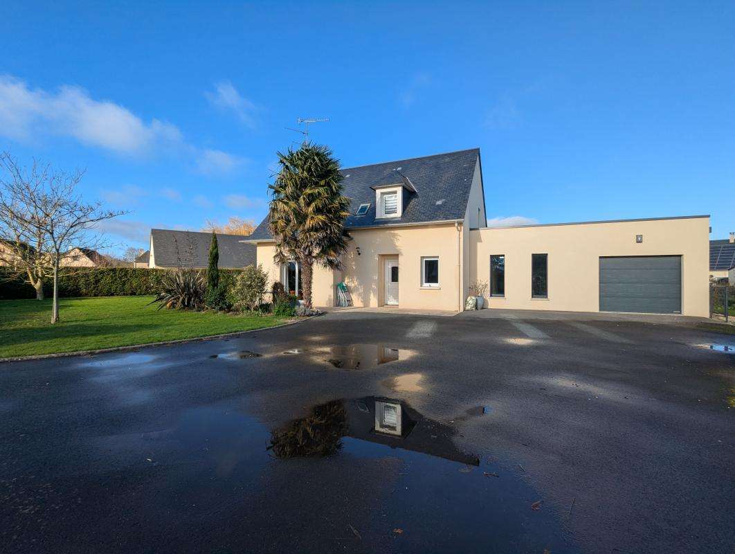 Vente Maison à Val-d'Arry (14210) : à vendre / 169m² Val-d'Arry