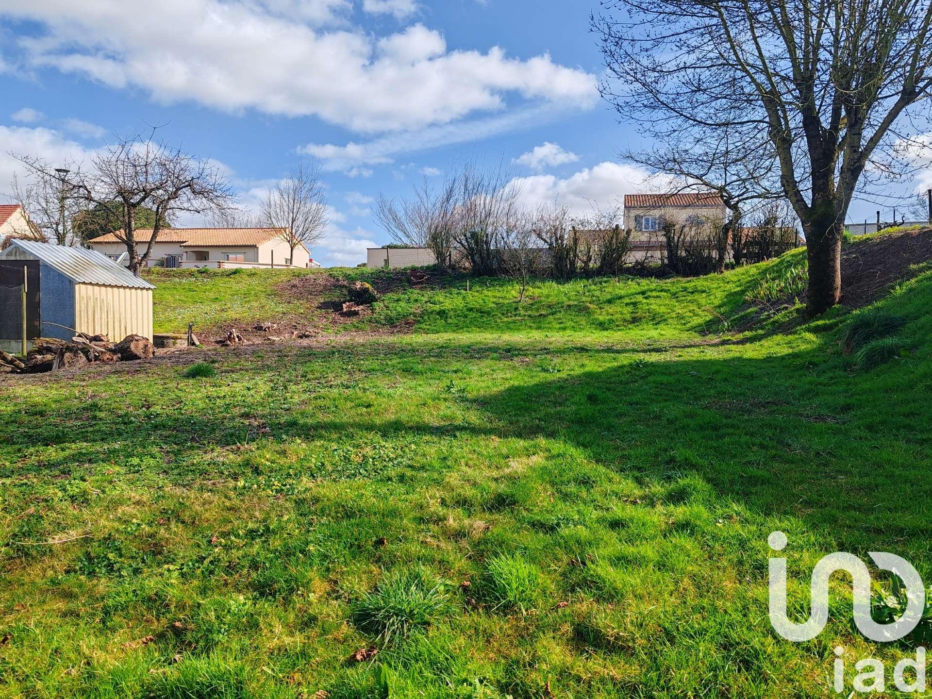 Vente Terrain Piscine à Valanjou (49670) : à vendre Piscine / 1090m² ...